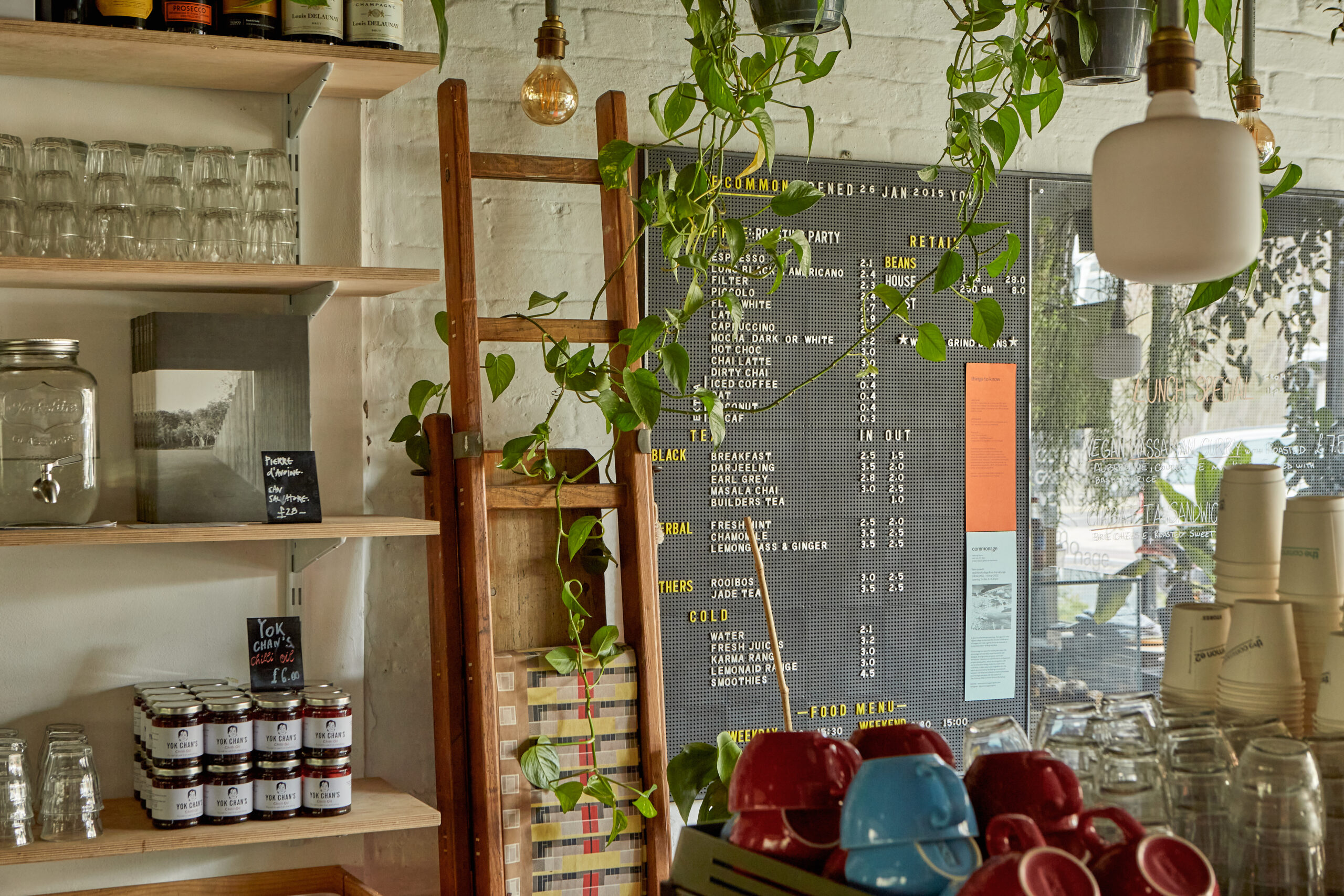 the common e2 — crafted coffee and homemade food since 2014.